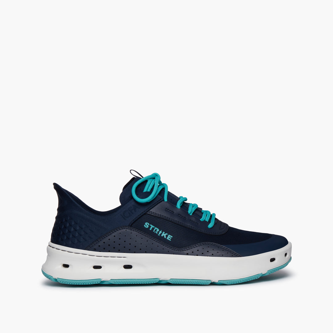 All footwear – STRIKE